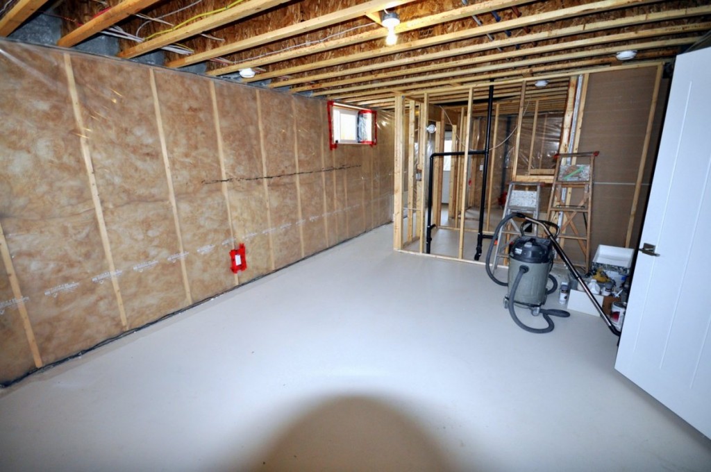 Unfinished basement-001 | Parsons Family Homes